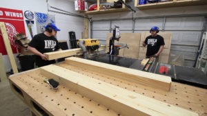 Build A Woodworking Workbench | Jays Custom Creations